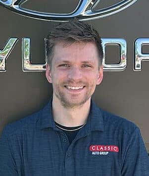 Classic Hyundai Staff | Mentor Hyundai Dealer