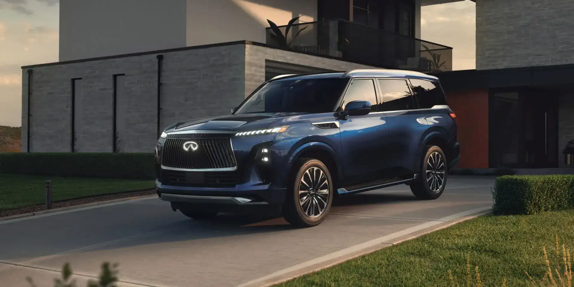 2026 INFINITI QX80 - AWD Three-Row SUV - Luxury Model Research