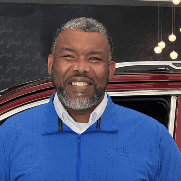 Meet Our Staff - Park Chrysler Jeep