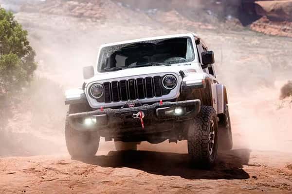 Jeep Wrangler vs Ford Bronco | Shepard Chrysler Dodge Jeep Ram